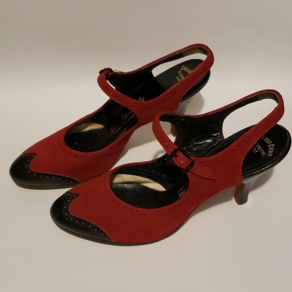 Deliso Debs | Shoes | Vintage Deliso Debs Slingback Wingtip Pumps ...
